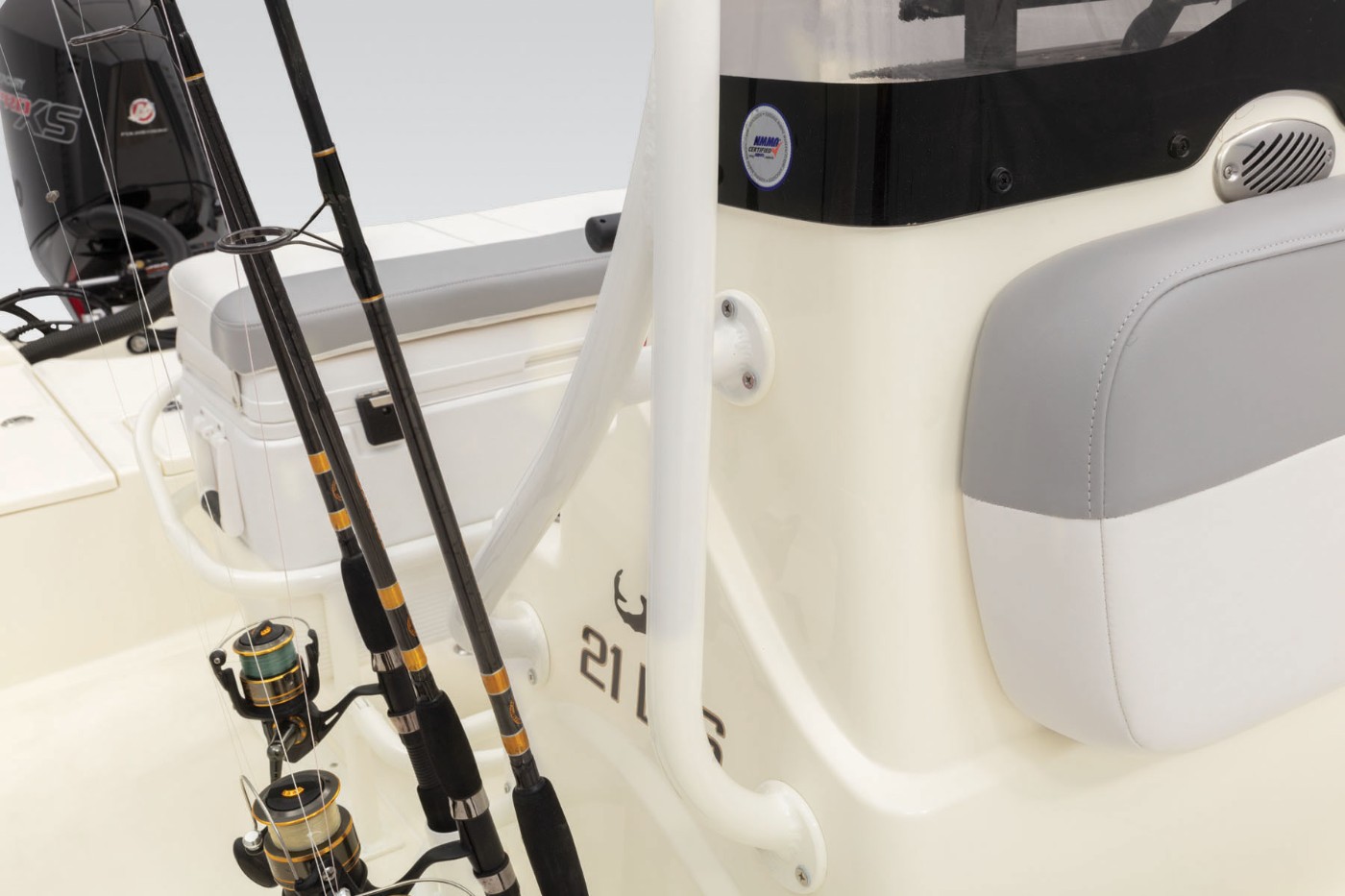 21 LTS Guide Package - MAKO Skiff