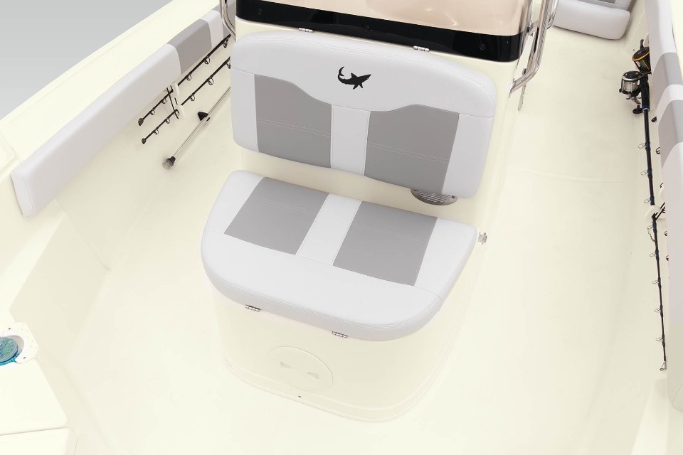 184 CC - MAKO Offshore Center Console Boat