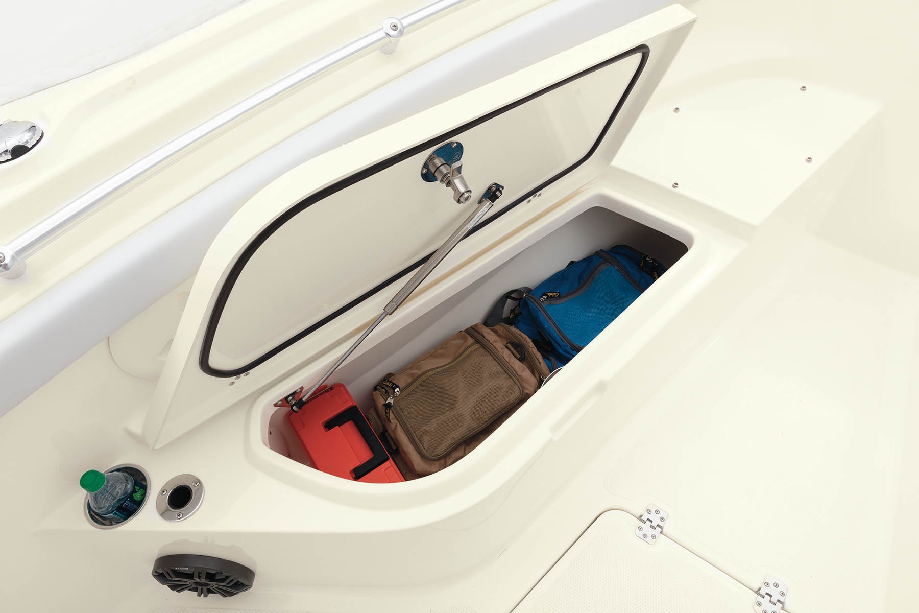 214 CC - MAKO Offshore Center Console Boat