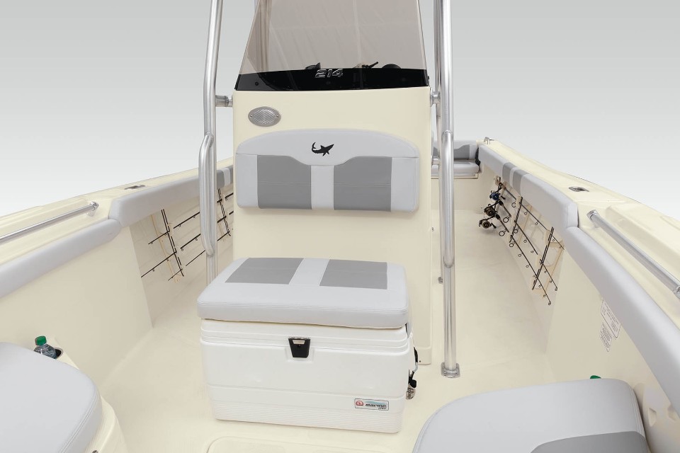 214 CC - MAKO Offshore Center Console Boat