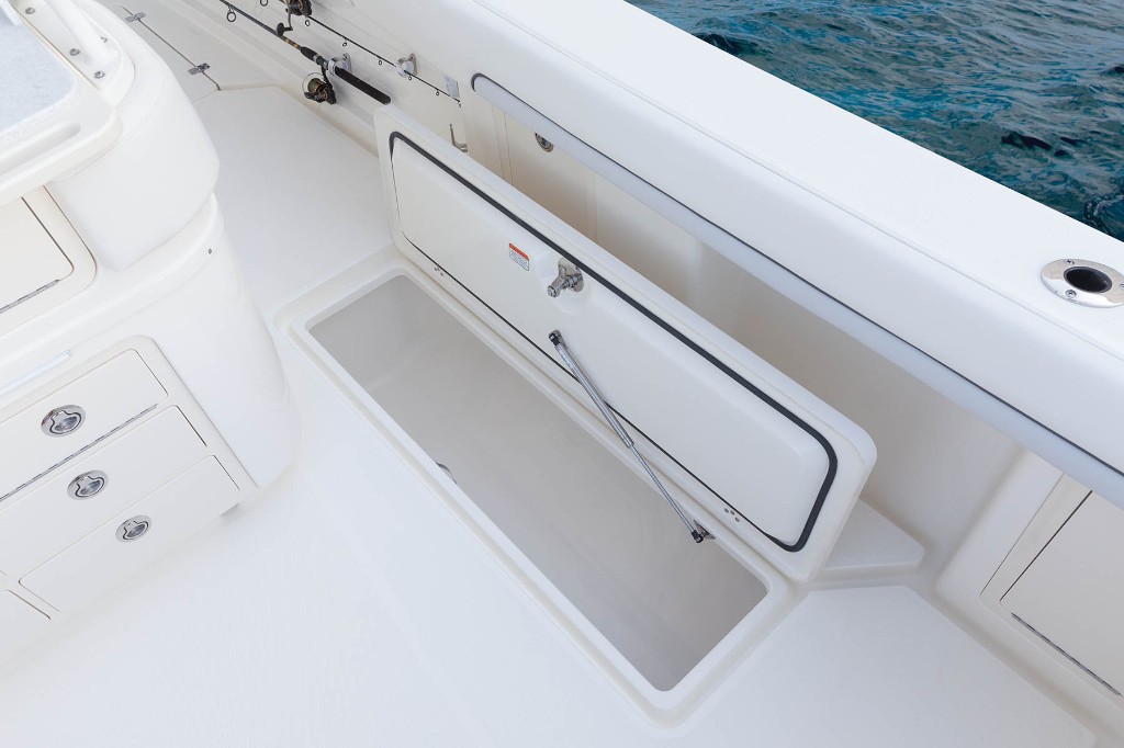 334 CC Family Edition - MAKO Offshore Center Console Boat