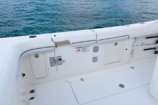 334 CC Sportfish Edition - MAKO Offshore Center Console Boat