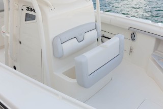 334 CC - MAKO Offshore Center Console Boat