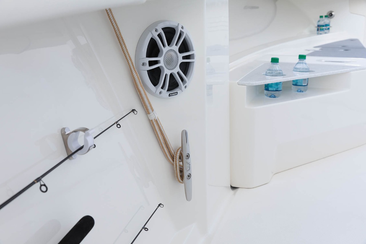 334 CC - MAKO Offshore Center Console Boat