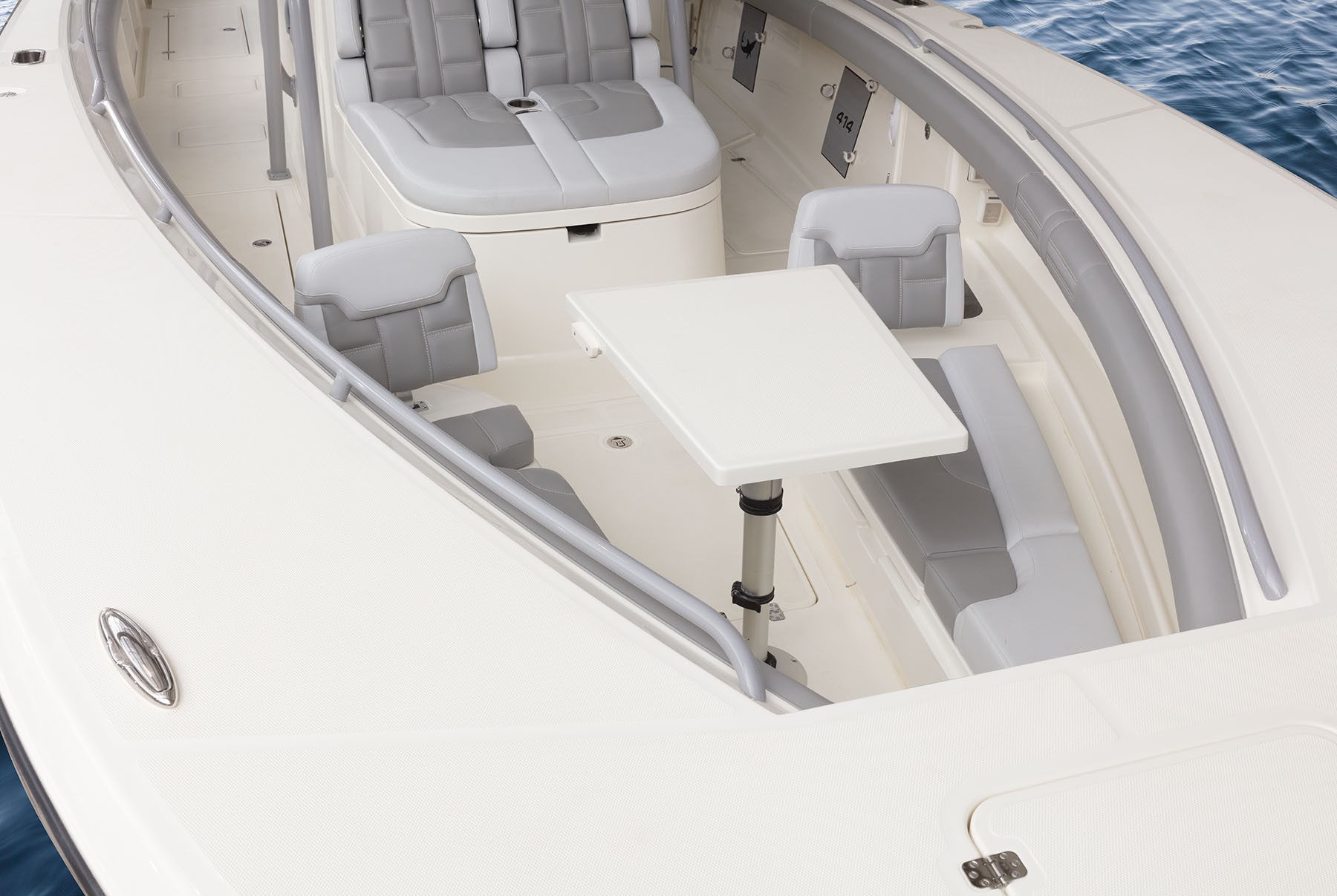 414 CC Family Edition - MAKO Offshore Center Console Boat
