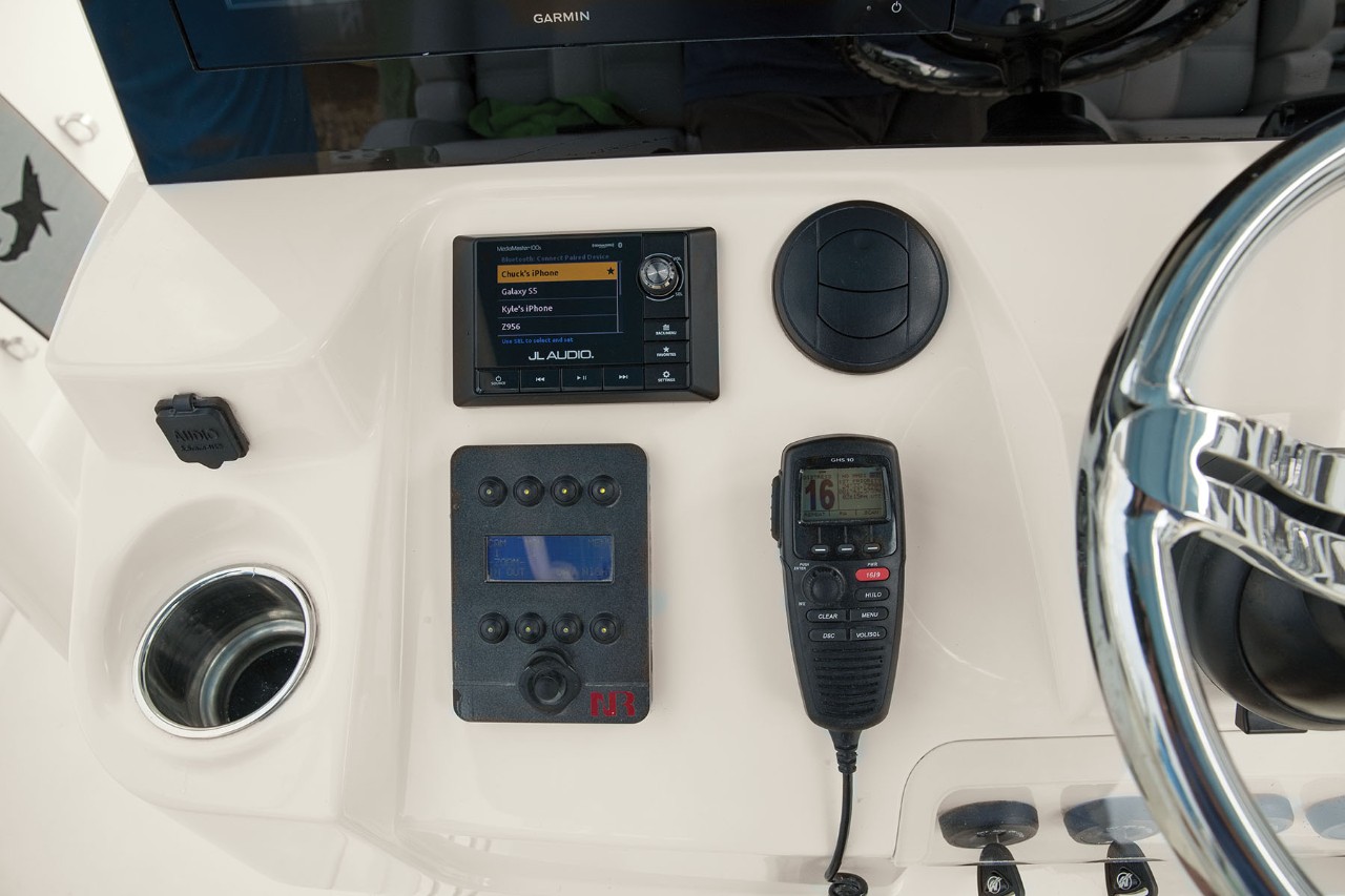 414 CC Sportfish Edition - MAKO Offshore Center Console Boat
