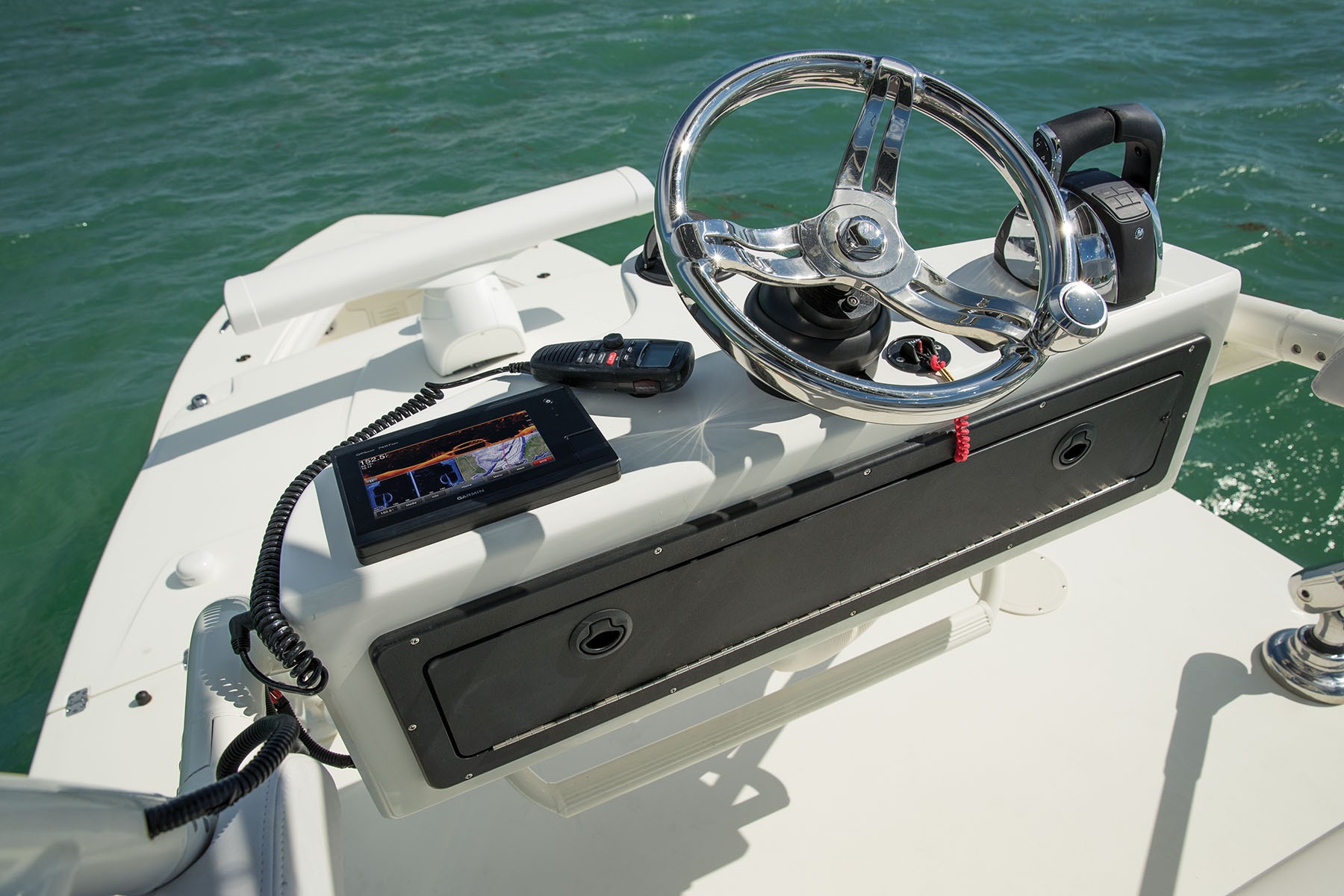 414 CC Sportfish Edition - MAKO Offshore Center Console Boat