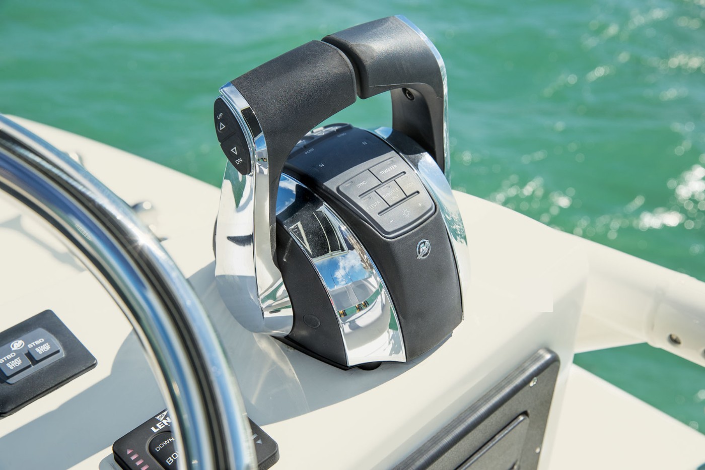 414 CC Sportfish Edition - MAKO Offshore Center Console Boat