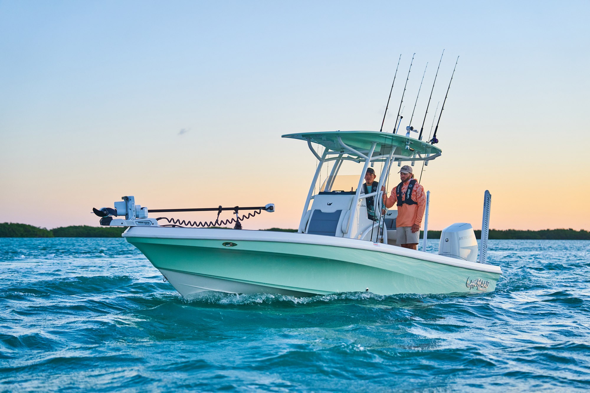 NEW 24 APEX - MAKO Inshore