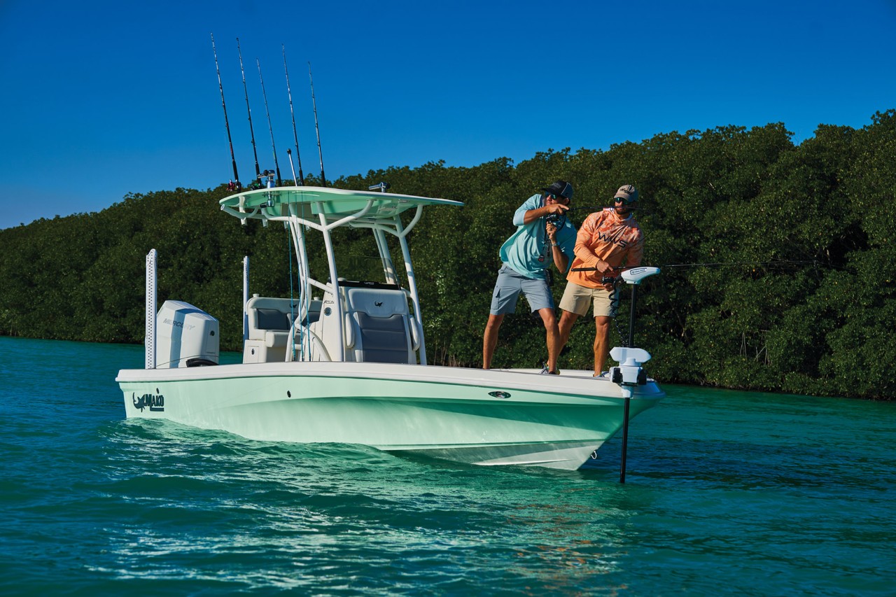 NEW 24 APEX - MAKO Inshore